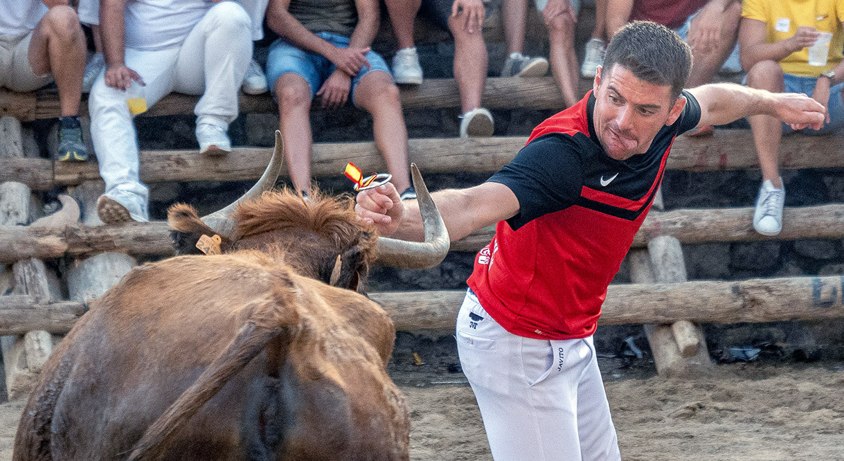 Adrián y Carlos ganan el concurso de anillas